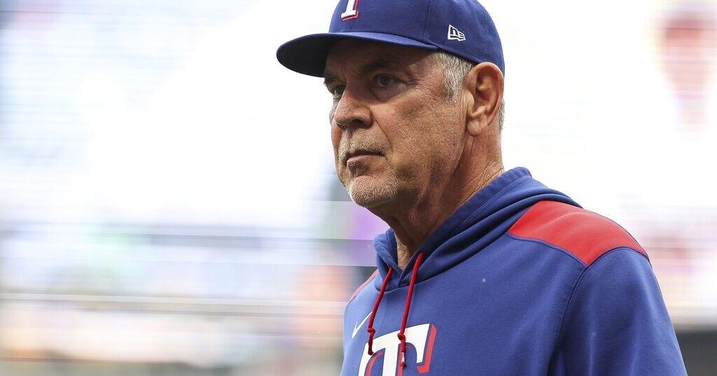 Phillies sweep Rangers with Wheeler's strong outing and Sosa's homer ...