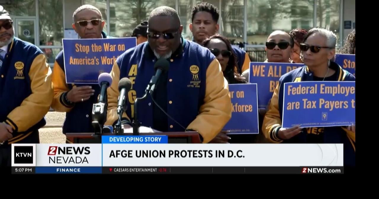 Federal employees hold rally in Washington D.C. | Videos | 2news.com