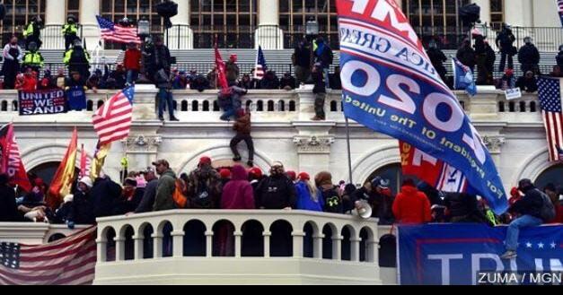 Former FBI Employee Charged in U.S. Capitol Riot | | 2news.com