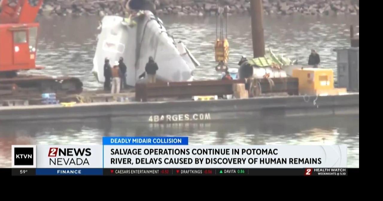 Crews begin removing wreckage from last week's deadly midair collision ...