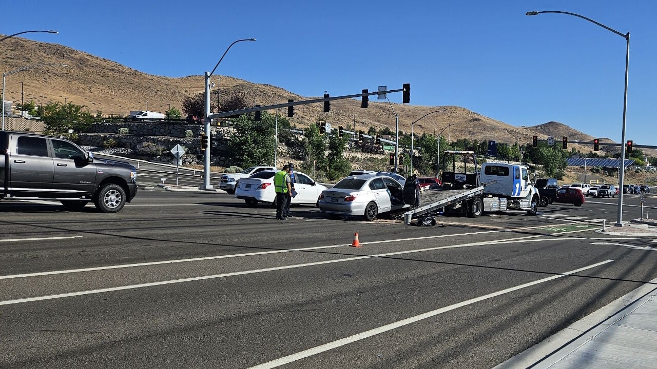 Three-car crash on Pyramid Highway Tuesday sends three to hospital ...