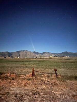 Rare comet caught on camera in the skies over northern Nevada | Local ...