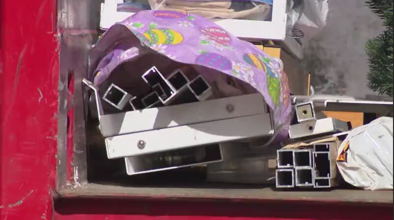 Reno Trashes Gifts from Ex-Lovers for Valentine's Day | News | 2news.com