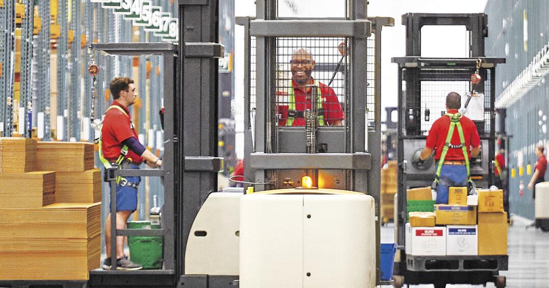 Uline opens hiring event as Reno expansion continues | Local News ...