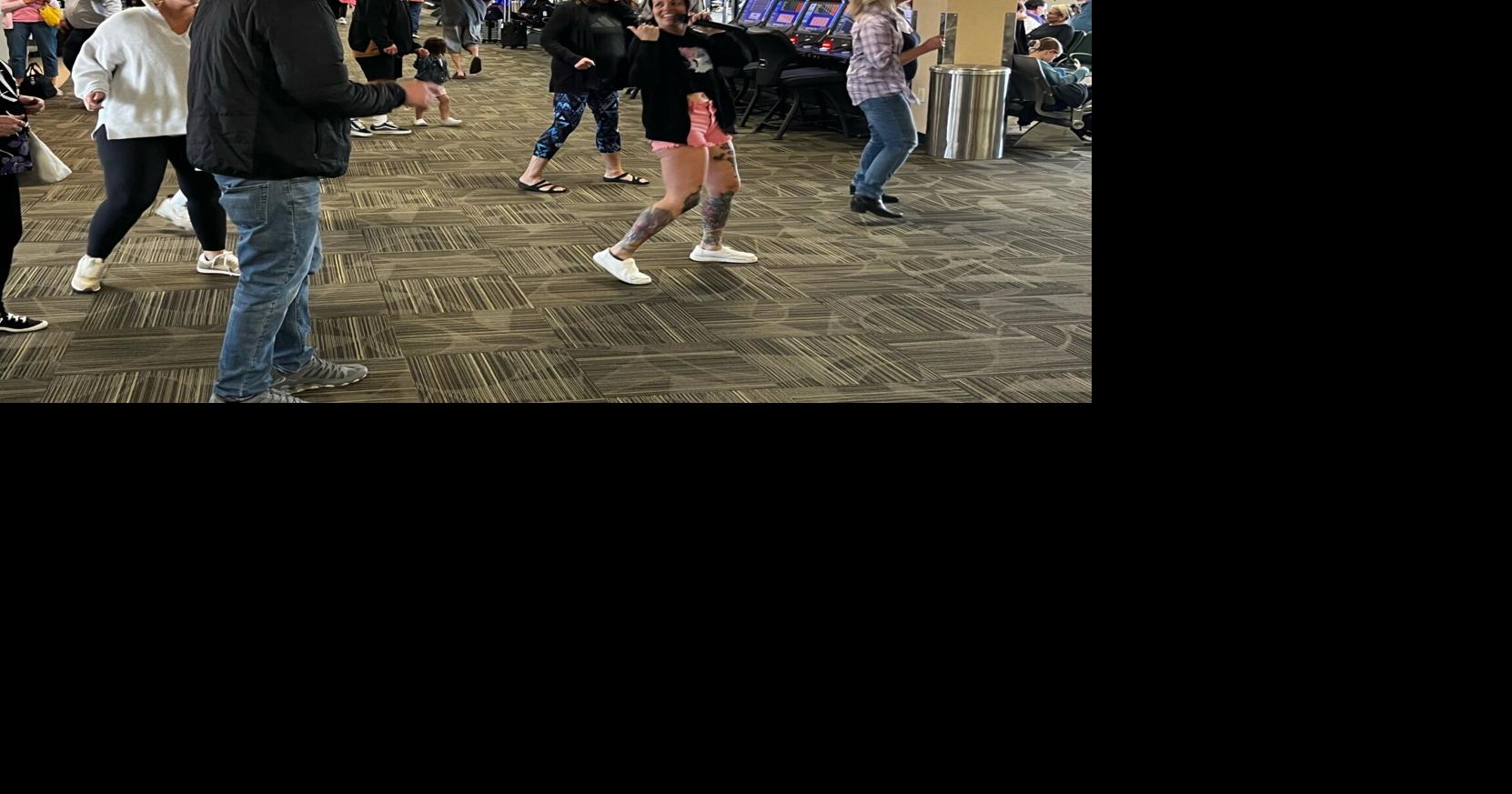 Southwest Airlines Hosted a Rodeo Line Dancing Lesson Today For ...