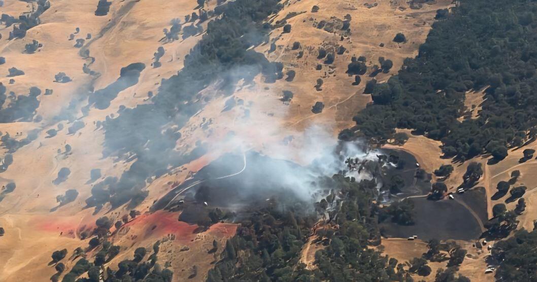 Forward progress stopped on fire in El Dorado County, fire 10% ...