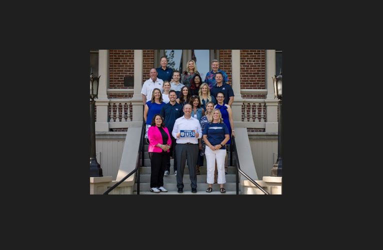 UNR Alumni raises $100,000 for student scholarships & on-campus food ...