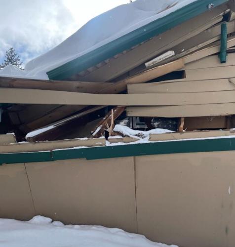 South Lake Tahoe Warehouse Collapses Under Heavy Snow | News | 2news.com