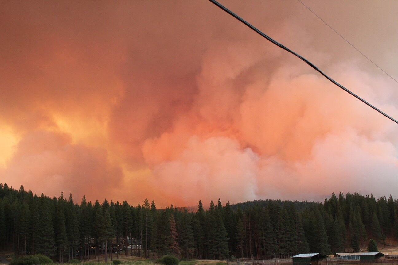 Gold Complex Fire Grows to Around 2,300 Acres, Power Outage Possible in ...