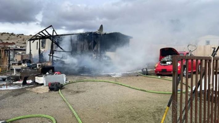 Truckee Meadows fire crews knock down trailer fire in Sun Valley; end ...