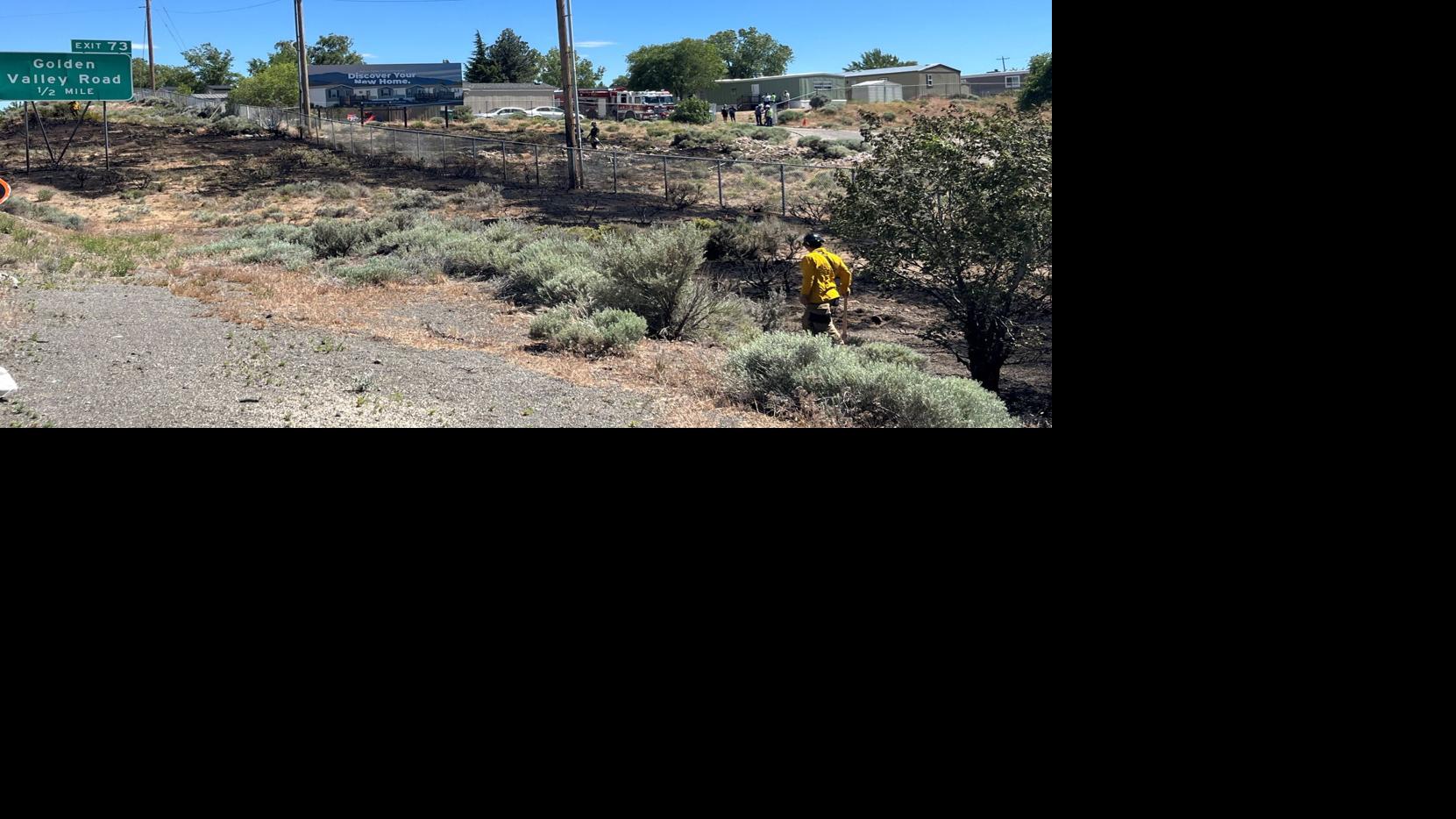 Crews respond to brush fire along U.S. 395 near Golden Valley | Local ...