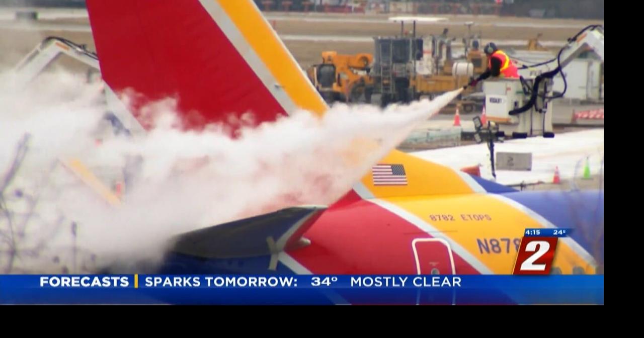 Planes In Dallas De-iced In Freezing Temperatures | News | 2news.com