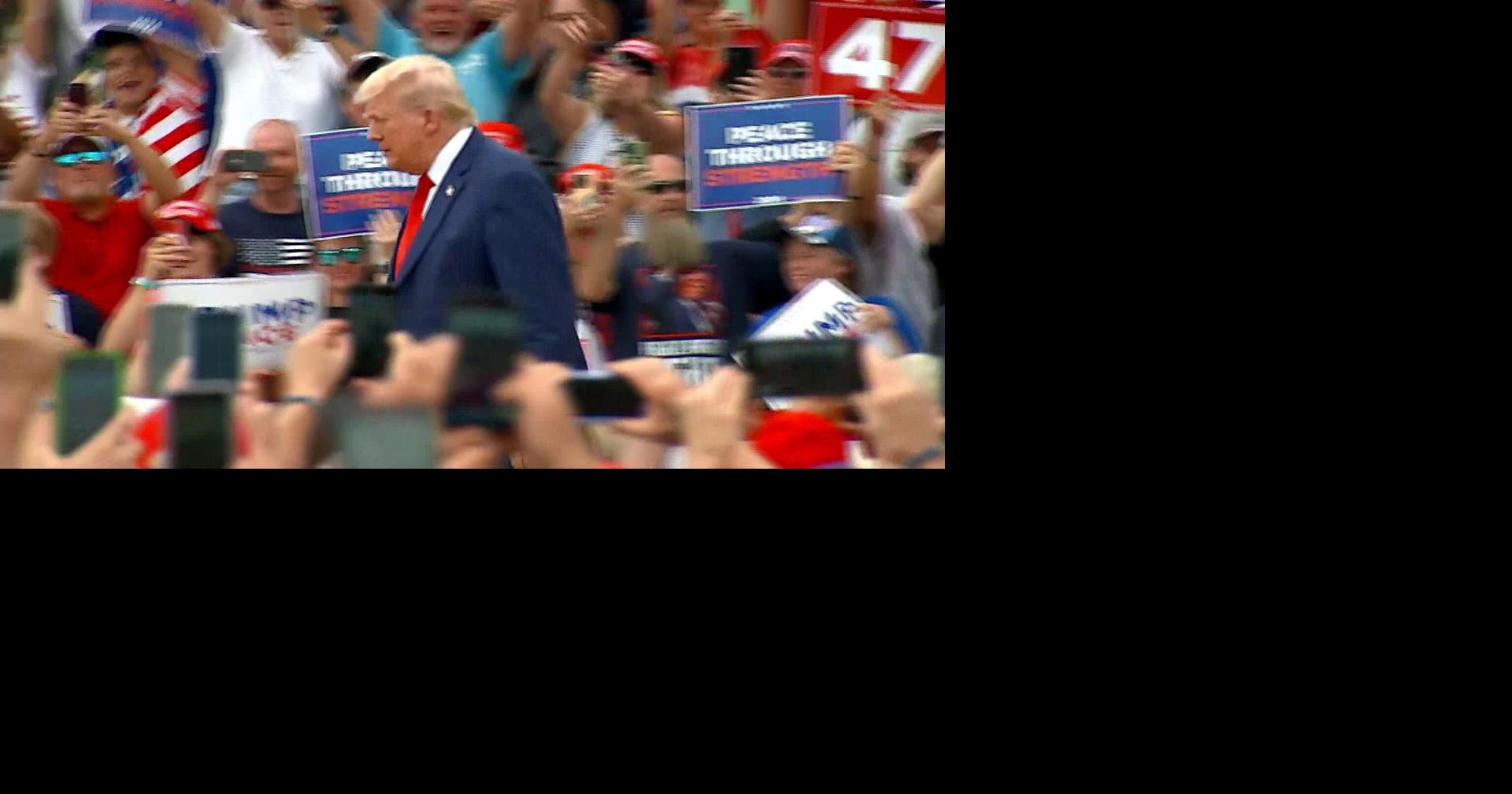 Donald Trump holds first outdoor rally with bulletproof glass | Videos ...