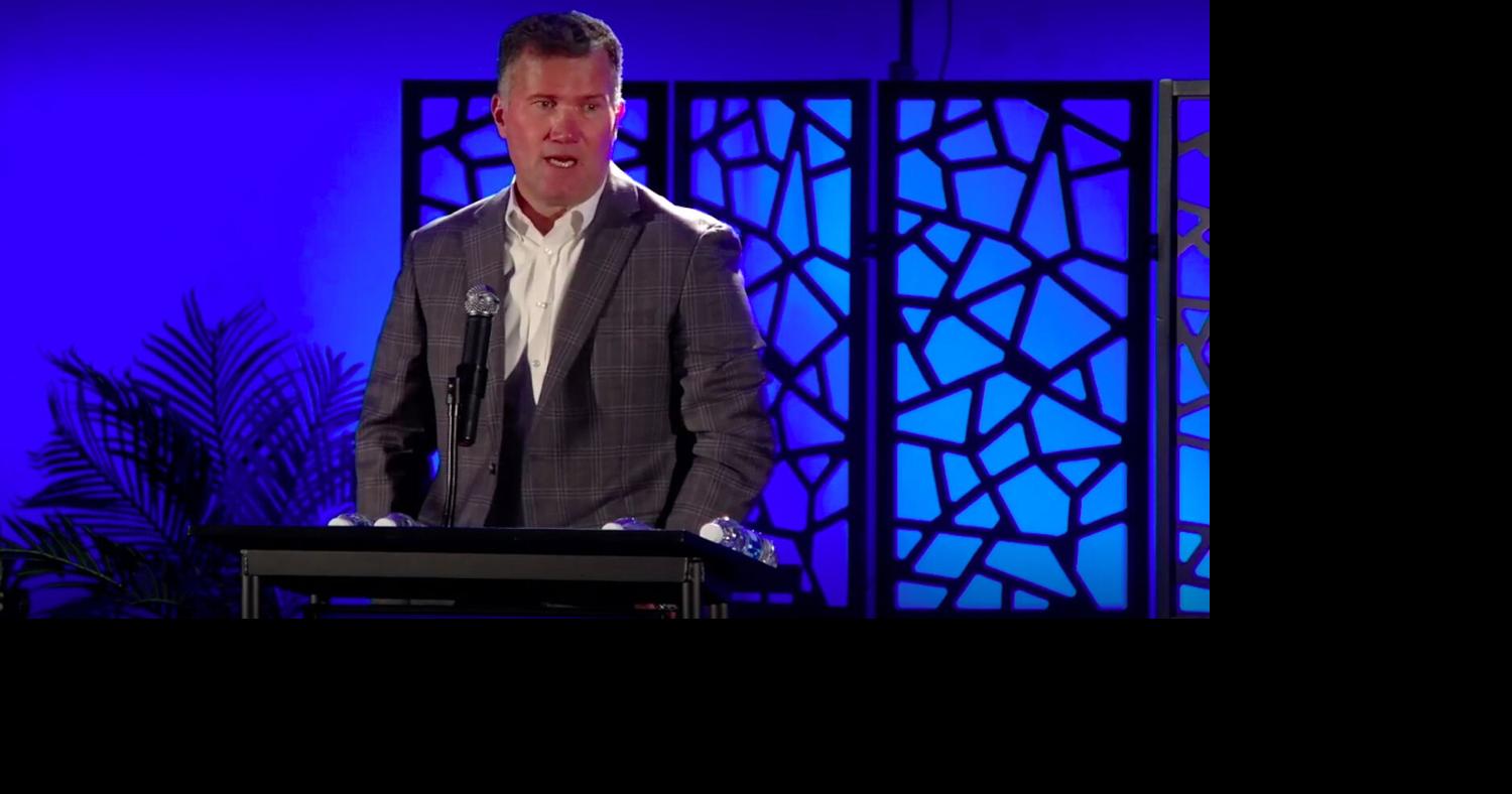 WaFd Leader Shares Lessons After Plane Crash, More at Event | News ...