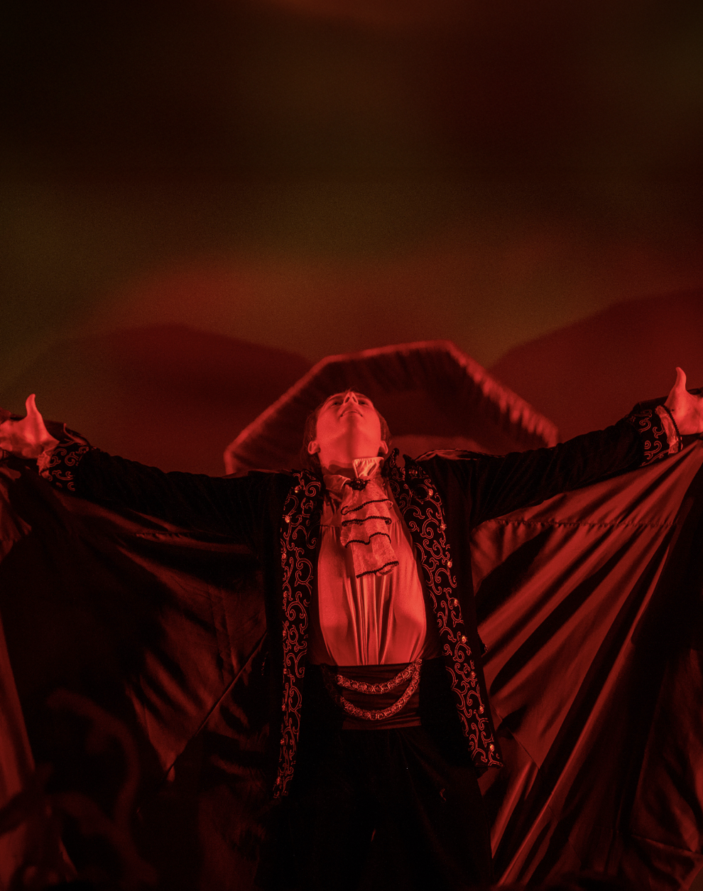 'Dracula' Promises to Be Fang-Tastic | A&E | 425magazine.com