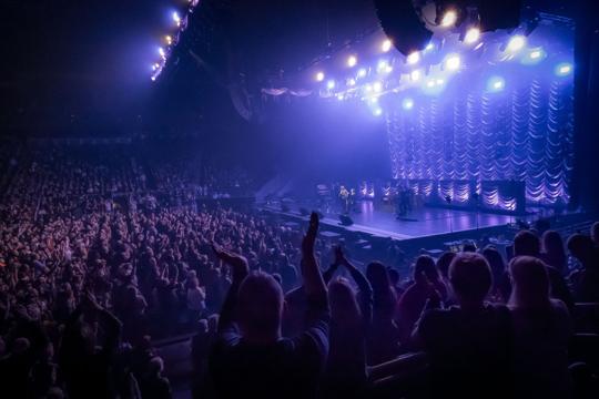 Concert Review: A Heartstopping Night | A&E | 425magazine.com