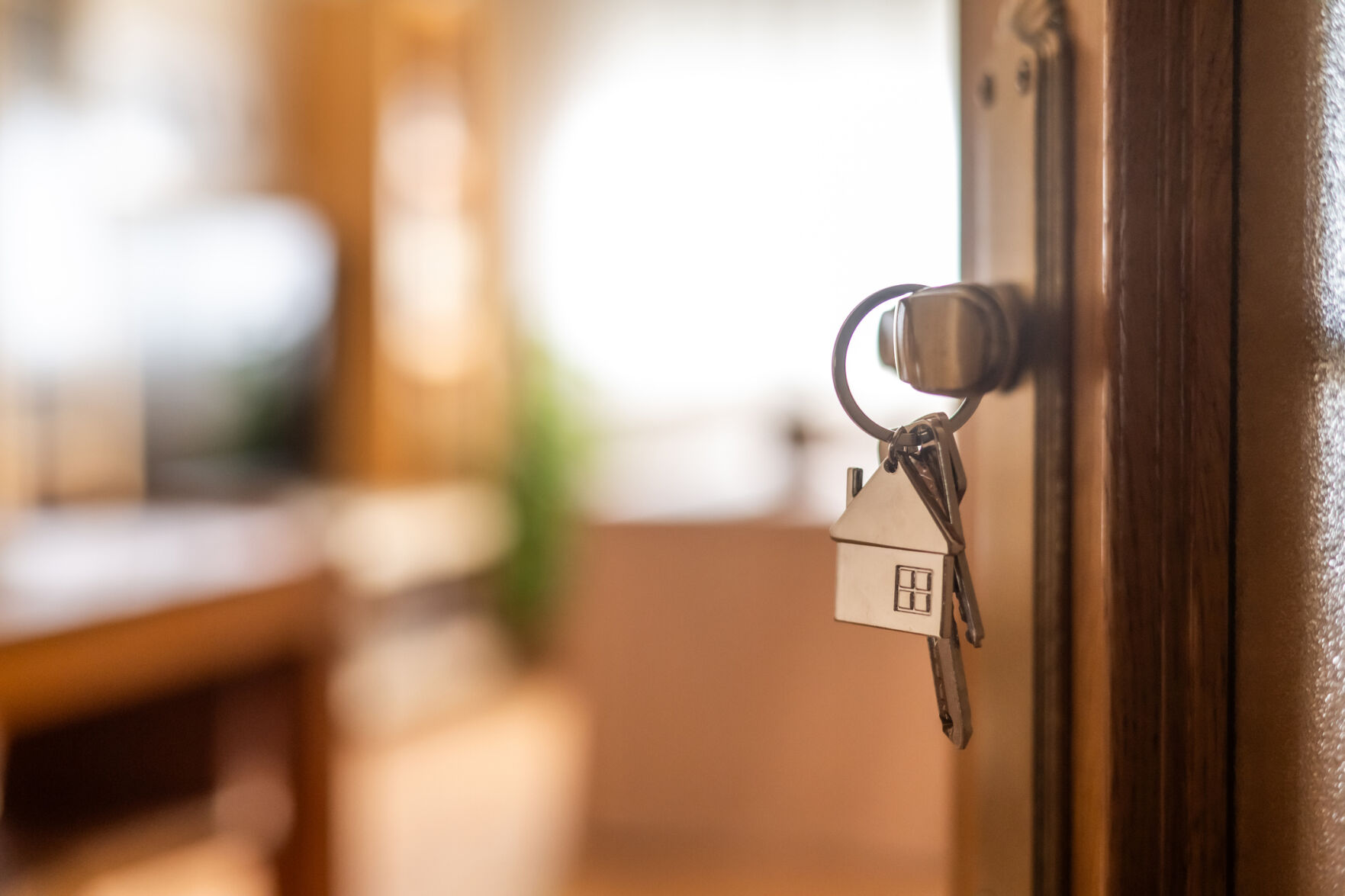Newmark Arranges $53M Sale of Everett Apartment Complex | Home + Garden ...