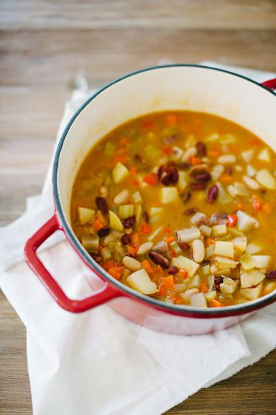 Veggie Soup for a Weeknight Win | Eat + Drink | 425magazine.com