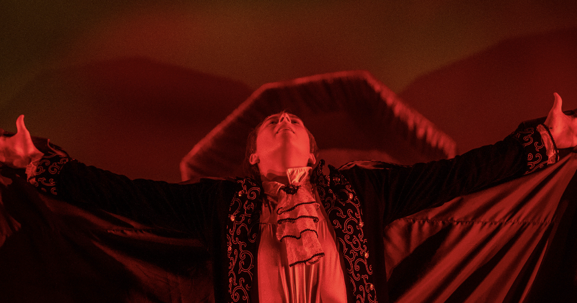 'Dracula' Promises to Be Fang-Tastic | A&E | 425magazine.com