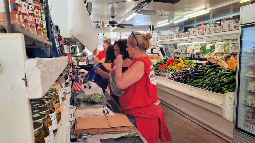 For nearly 100 years, family has sold fruit, vegetables at Red Top Farm ...