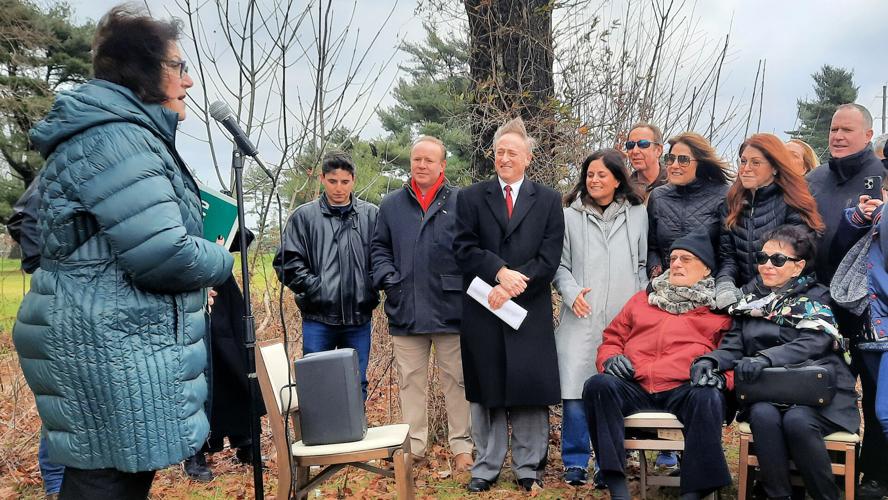 In Cherry Hill, you now can drive on "Mayor Bernie Platt Boulevard ...