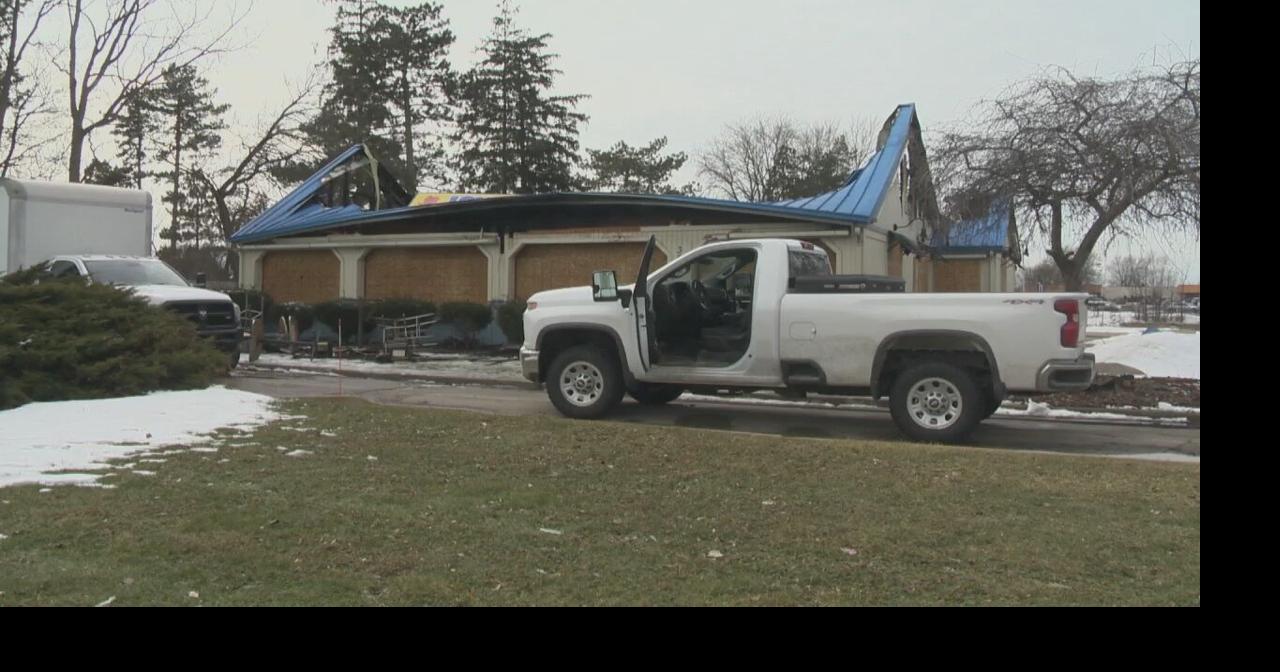 Long John Silver's in Flint Township destroyed in fire | Local | abc12.com