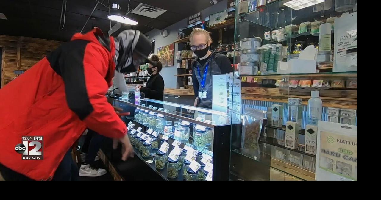 Flint allows marijuana businesses to stay open later | Business | abc12.com