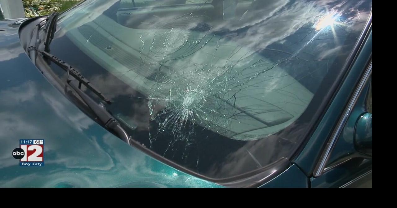 Construction crews finishing up hailstorm repairs in Davison | Local ...