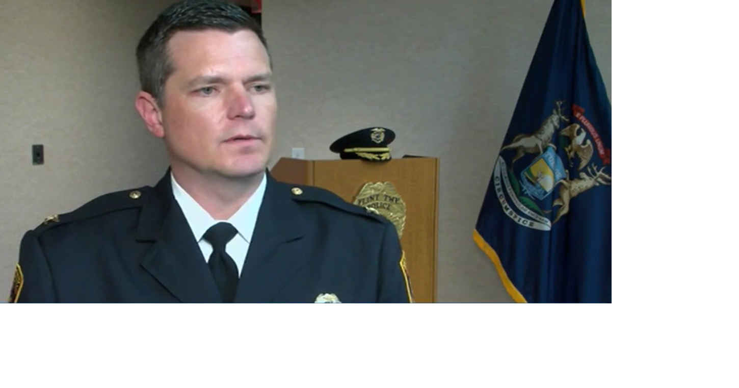 Flint Township police swears in a new police chief | Local | abc12.com