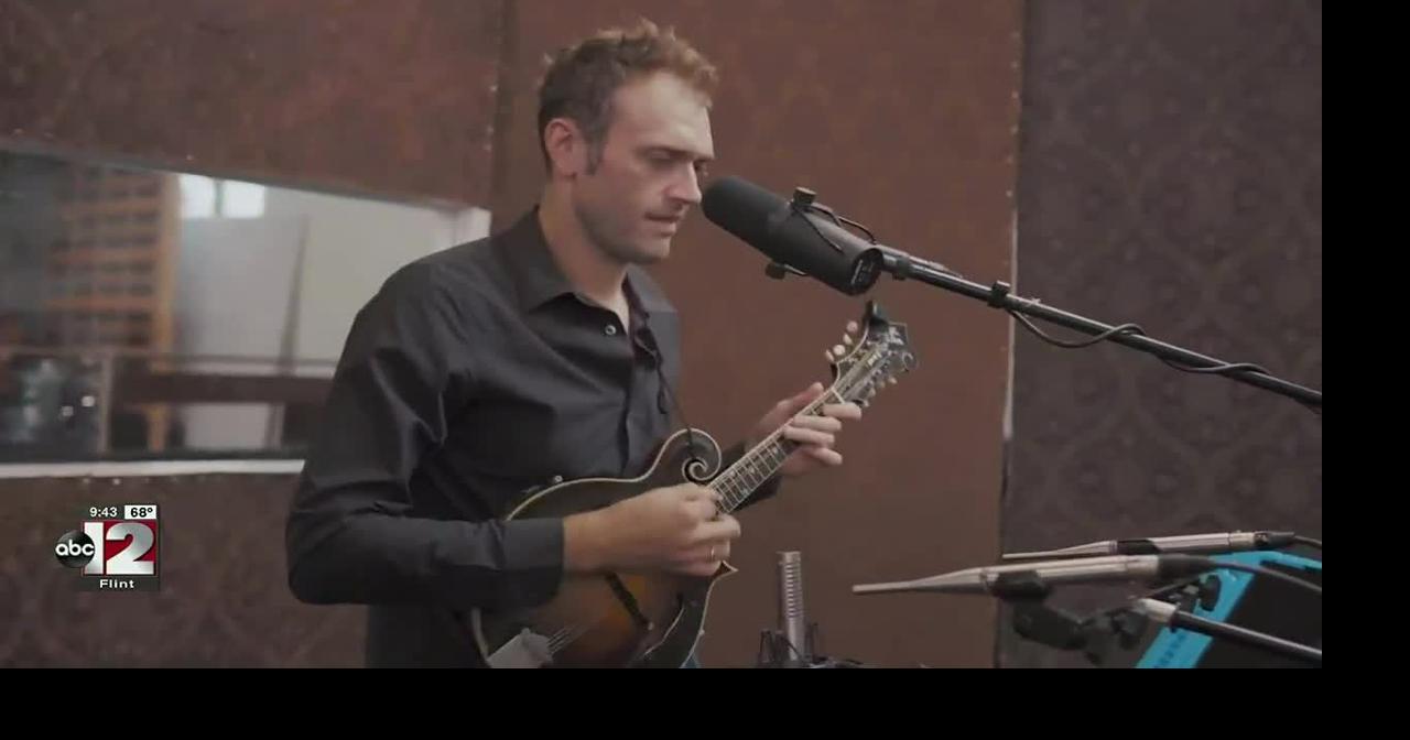 Grammy winning mandolinist Chris Thile coming to Flint | Good Morning ...