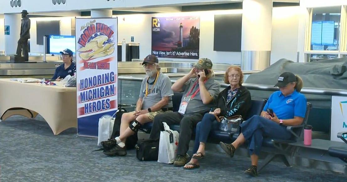 Mid-Michigan veterans leave Flint on Honor Flight to Washington | Local ...