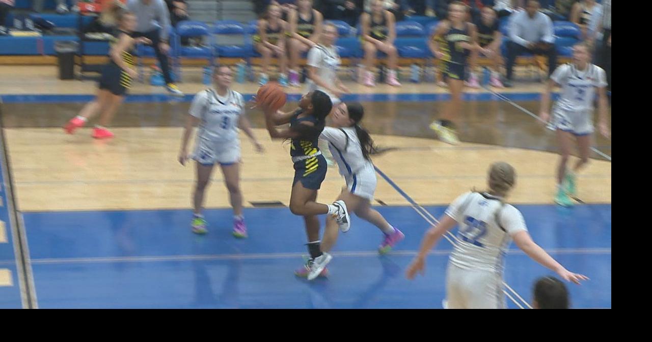 Goodrich's Kayla Hairston drives to the basket against Lake Fenton ...