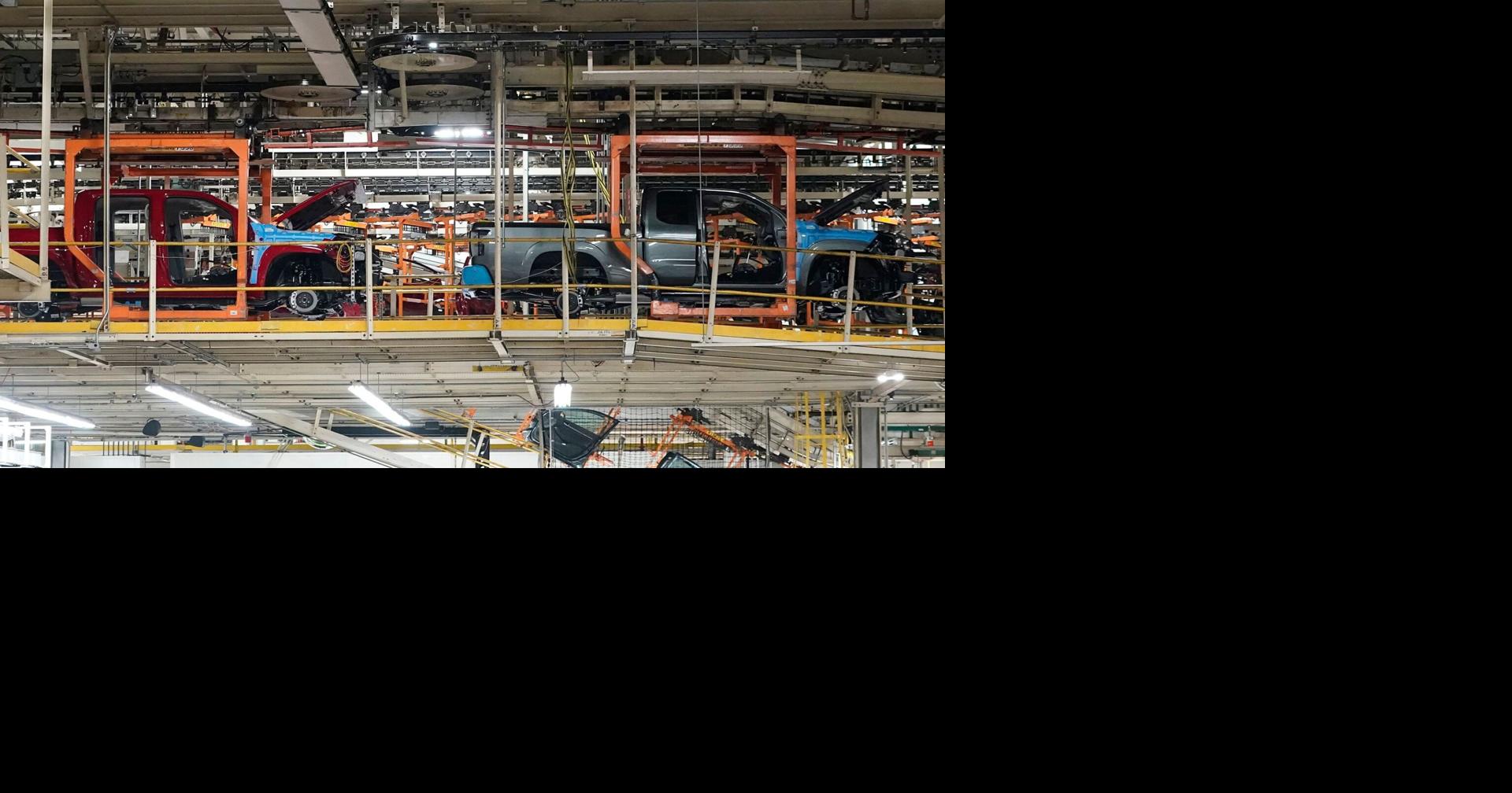 Nissan delays shift to EVs at Mississippi factory, postponing five new ...