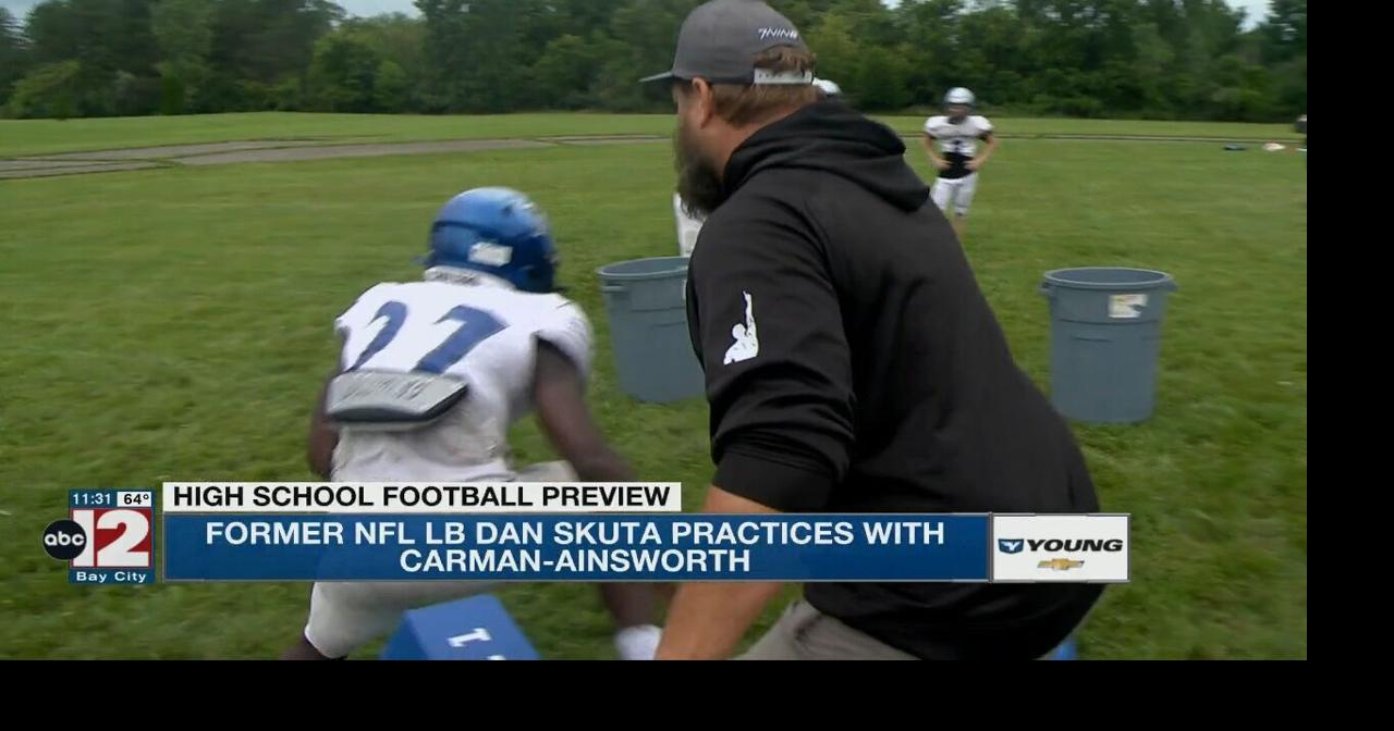Former NFL linebacker Dan Skuta practices with Carman-Ainsworth | Video ...