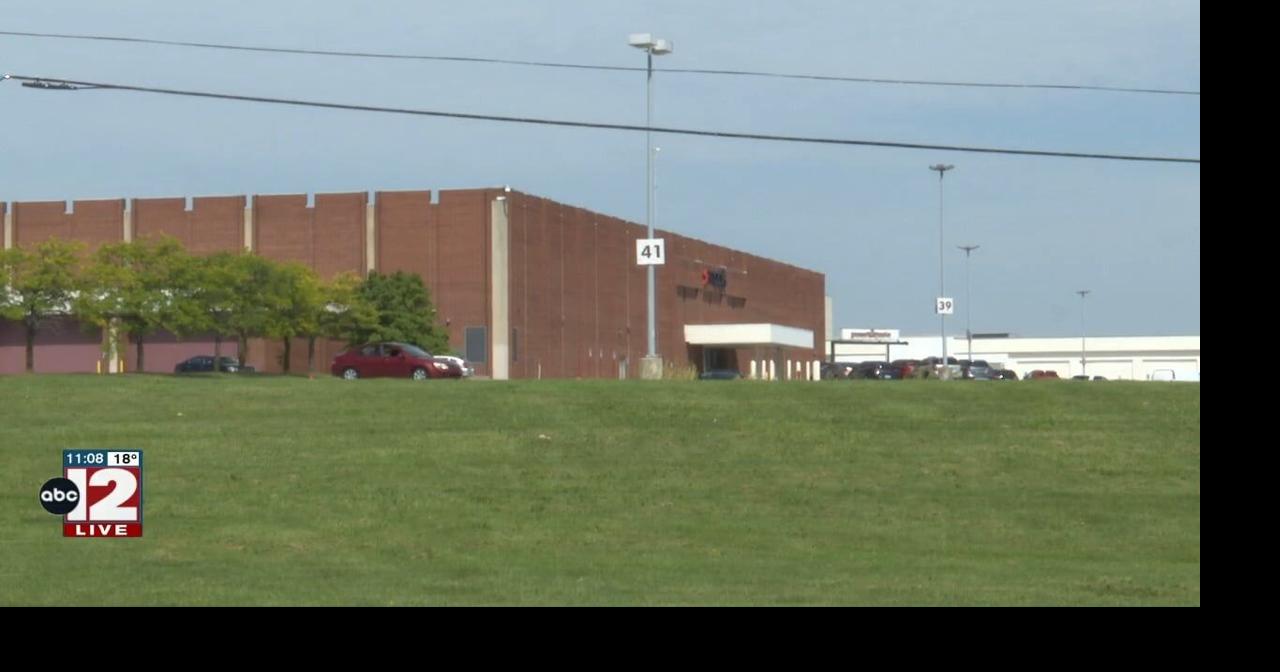 Macy's at Genesee Valley Center closing this winter | Business | abc12.com