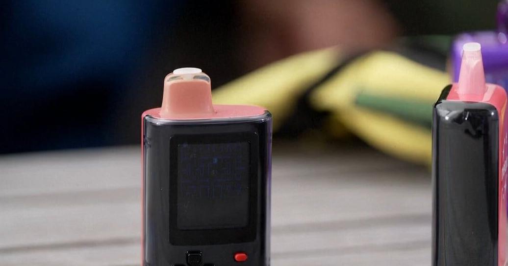 Genesee County Sheriff's Office warns parents about illegal vapes ...