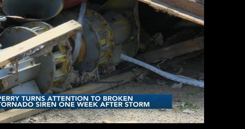 Perry turns attention to destroyed tornado siren one week after storm ...
