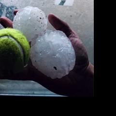 SLIDESHOW: Large hail causes major damage around Davison | | abc12.com