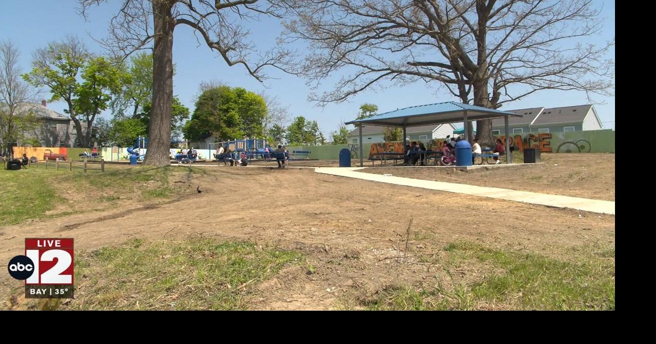 Mott Foundation gives $20 million to Flint parks, playgrounds ...