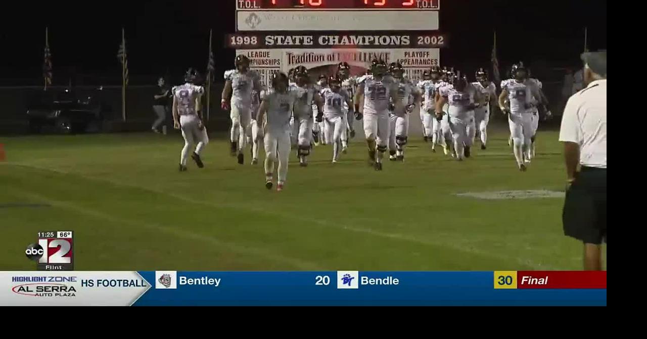 HS Football - Chesaning at Montrose | Sports | abc12.com