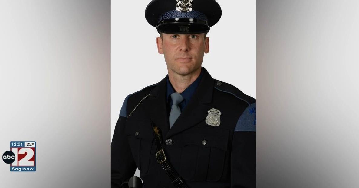Flags at half-staff outside Michigan State Police Tri-City Post | Local ...