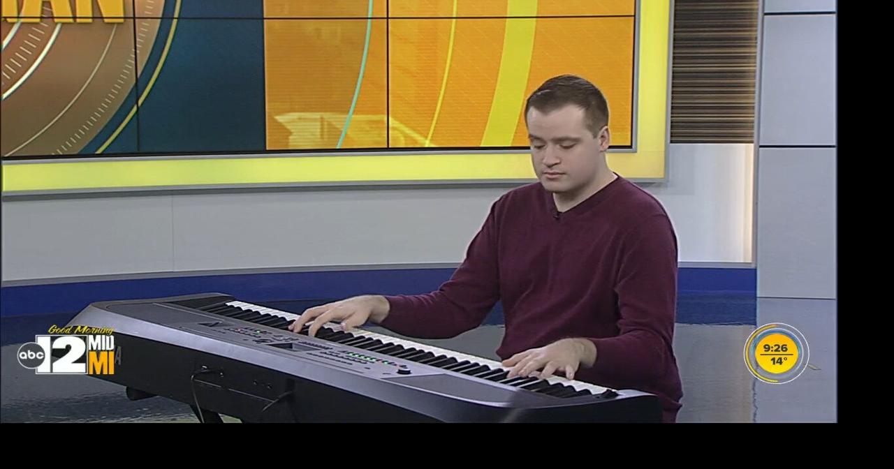 Musician Joshua Voorhies plays live in studio | Video | abc12.com