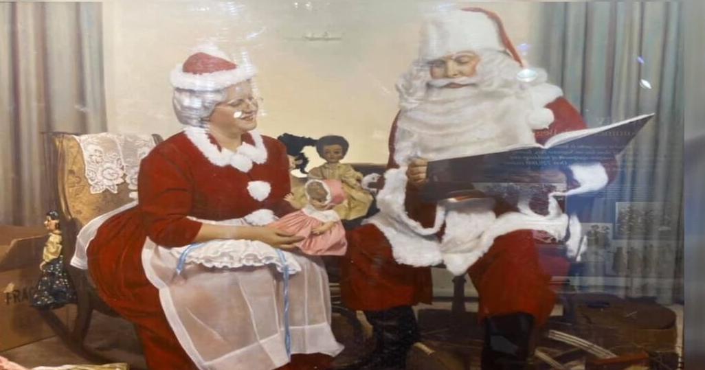 Bay City family keeps Christmas spirit alive with Santa House ...