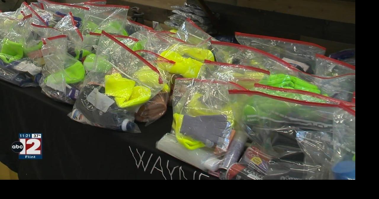 Wayne the Barber hosts Everybody Needs Love giveaway | Local | abc12.com