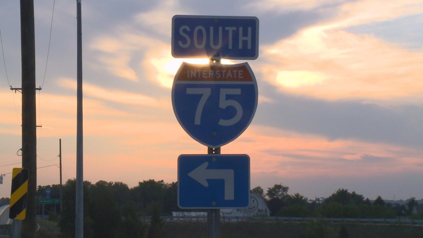 interstate 75 sign