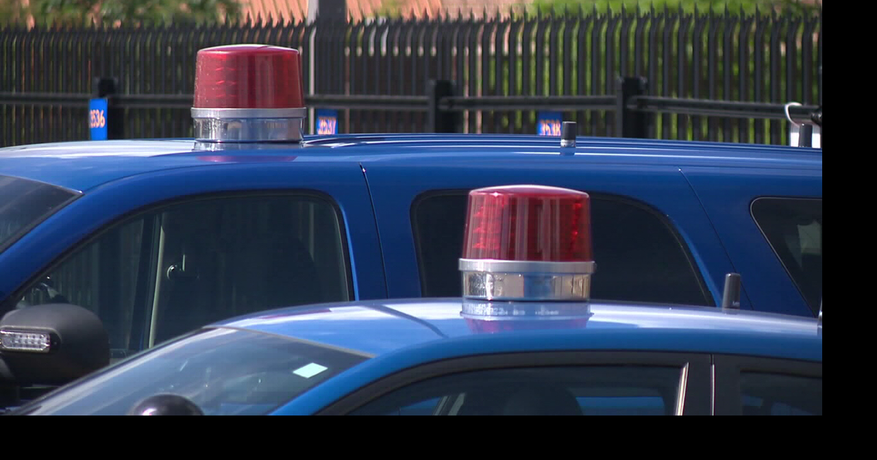 Suspect accused of dragging Michigan State Police trooper in Flint ...