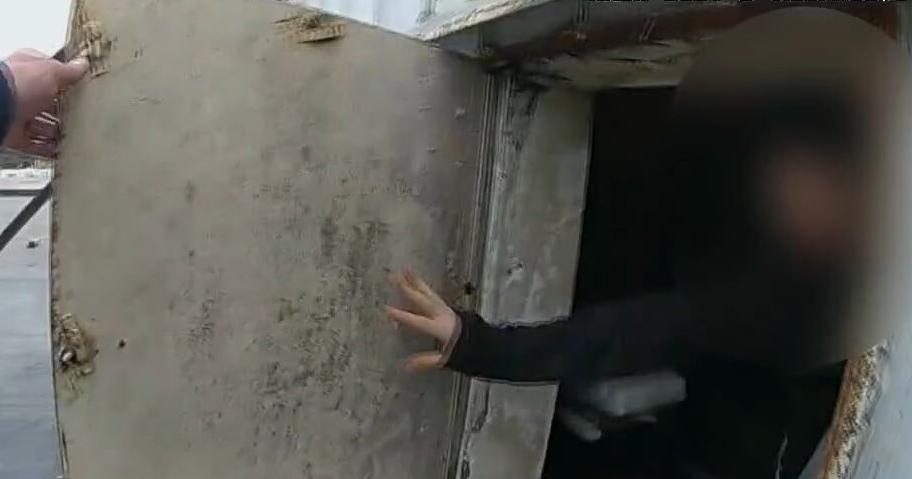 Midland police body cameras show woman living in Family Fare sign ...