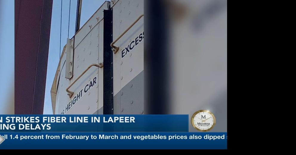 Train strikes fiber line in Lapeer | News | abc12.com