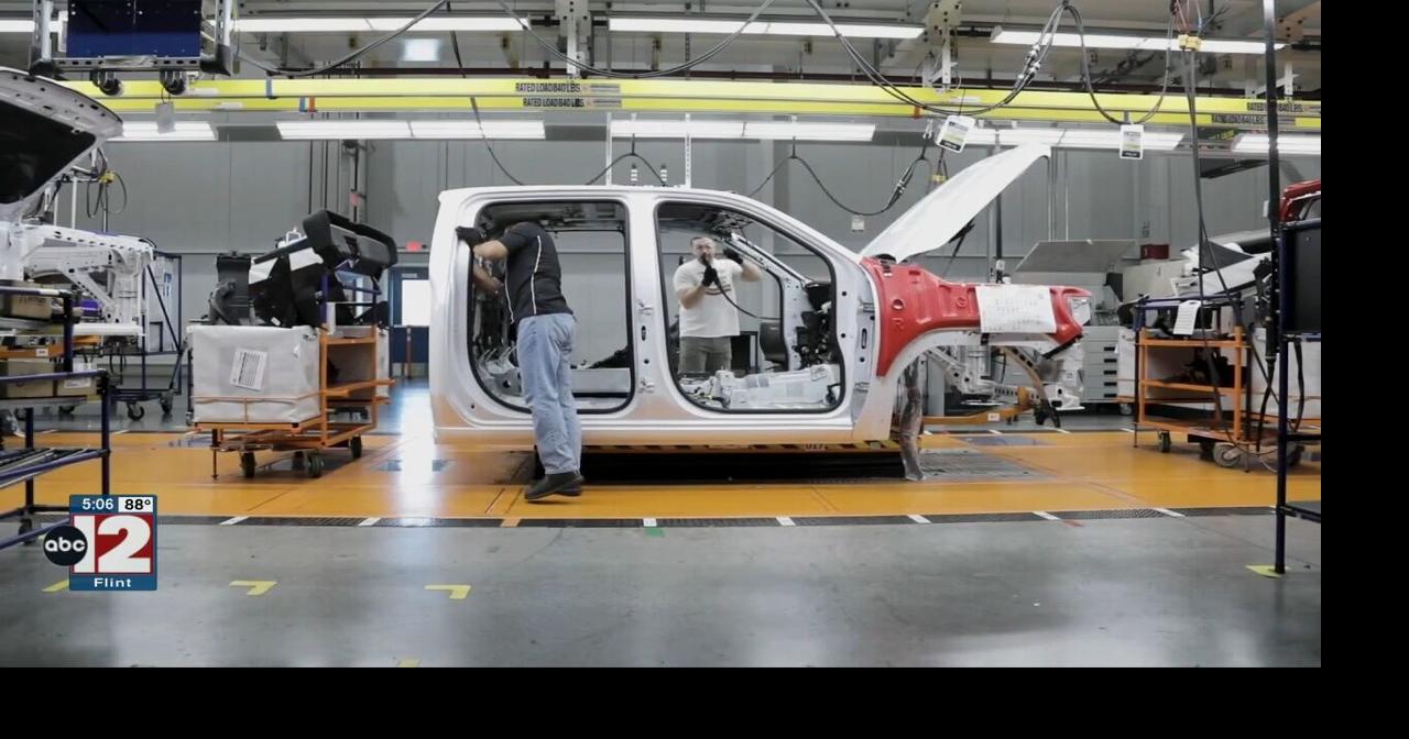 GM planning 'positive announcement' at Flint Assembly plant | Video ...