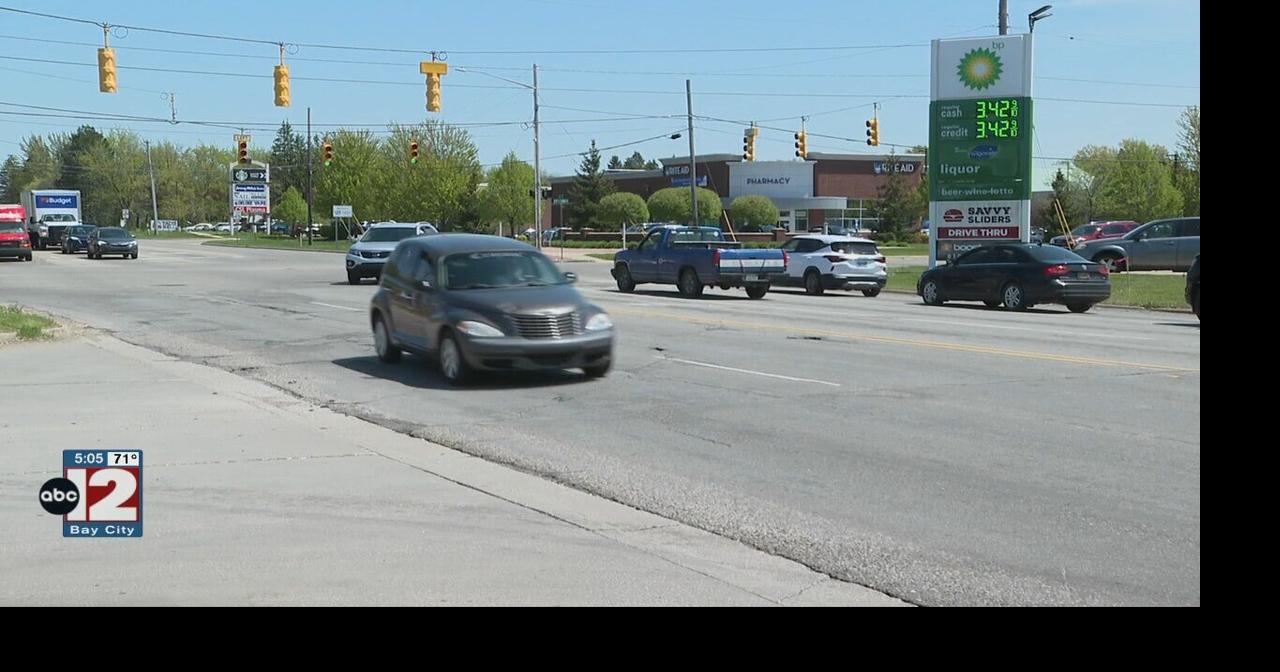 Michigan's Hands Free Driving Law goes into effect Friday | State ...